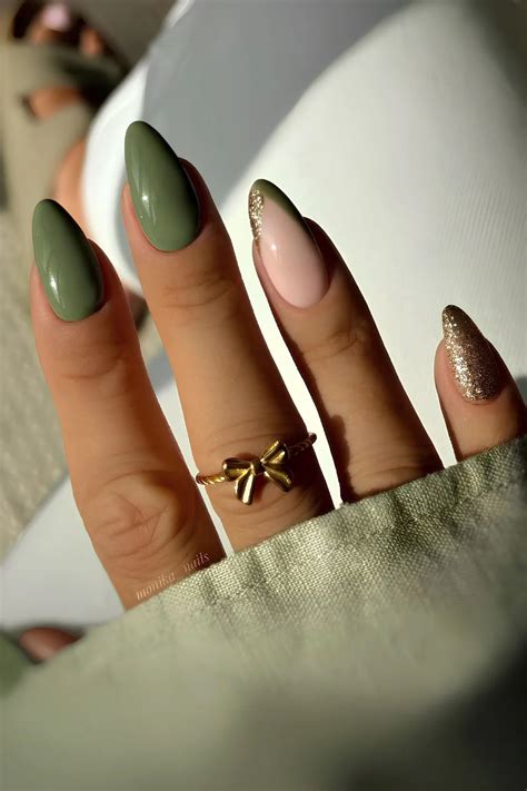33 Ways To Wear Olive Green Nails—chrome Gold Accents And More