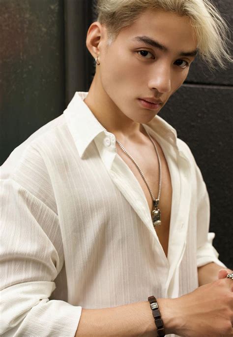Duc Vuong เปิดวาร์ปนายแบบหล่อ งัดเป้าถ่ายคอสเพลย์ แซ่บเสวโดนใจสุดๆ