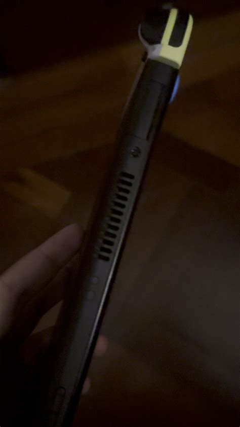 Oled Hwfly Switch Pulsing Purple For About 5seconds And Then Red For About 2 Seconds Which Then