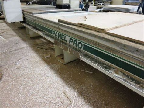 Panel Pro C R Onsrud CNC Router With Tool Changer MachMotion
