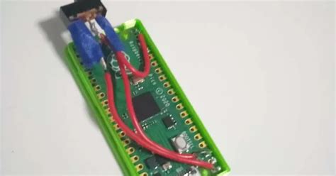 Bad Usb Pico Case With Safety Switch Autorstwa Troy Pickett Pobierz