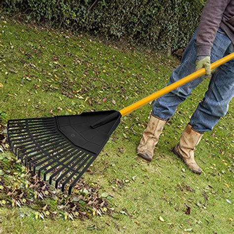 Falcon Steel Plastic Leaf Rake