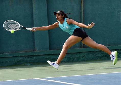 The Toned Thighs Of Vaidehi Chaudhari Rthighzone