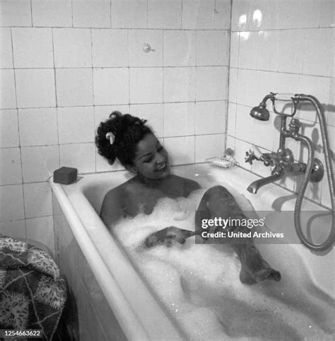 Mona Baptiste Photos And Premium High Res Pictures Getty Images