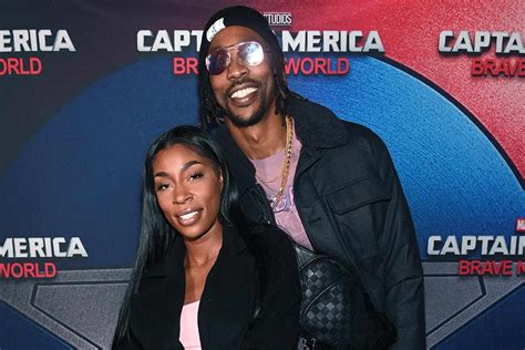 Dwight Howards Wife Files For Divorce Mutual Restraining Order After