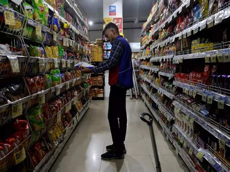 reliance plays catch up to ride india quick commerce wave