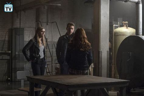 Melissa Roxburgh Manifest Season 1 Promos And Stills • Celebmafia