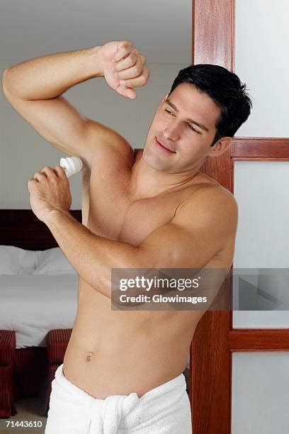 Applying Deoderant Photos And Premium High Res Pictures Getty Images