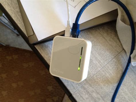 Безплатна снимка крило технология джаджа продукт Piratebox електронно устройство