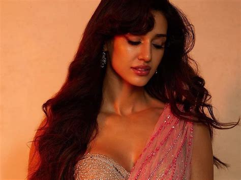 Photo Dump Disha Patani Sizzles In Saree