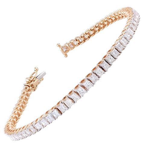 18 Karat Gold Princess Cut White Diamond Bracelet For Sale At 1stdibs