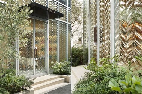 Pin By Kaja Zet On Elevations Glass Jewelry Box Shop Architects