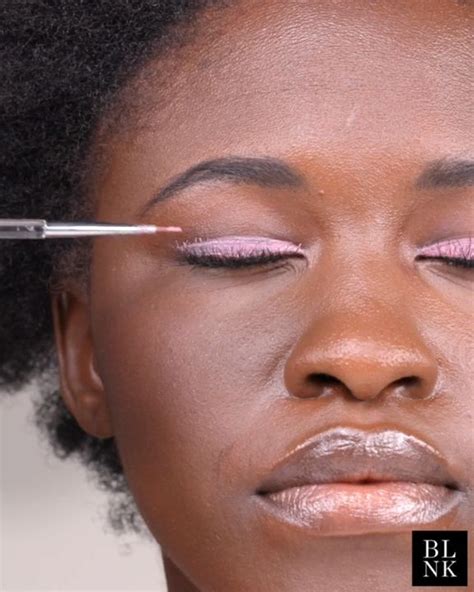 Pink Eyeshadow Two Ways Makeuptutorial Pinkmakeup Pinkeyeshadow