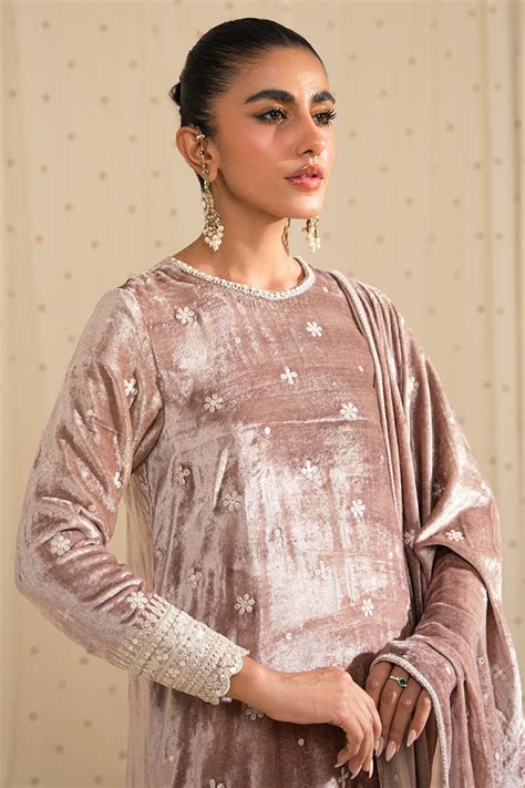 Noor E Dil 2pc Shirt And Dupatta