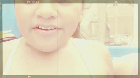 En La Pisina Mi Prima Y Yo Youtube