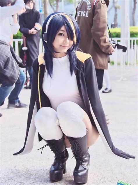 Emperor Penguin Cosplay By Necoco Incredibly Tight Sankaku Complex