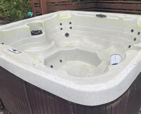 How To Remove Water From Bottom Of Hot Tub At Melina Baker Blog