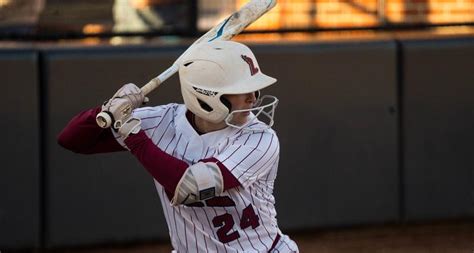 Softball Splits With Cbu Lee University Athletics