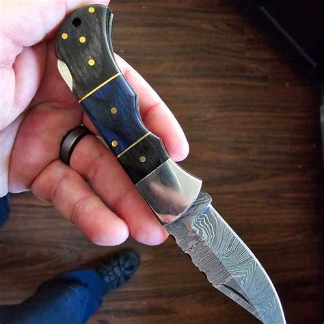 Hand Made D2 Steel Razor Sharp Kitchen Knife Chef Knife With Leather