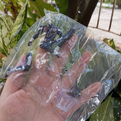 Bandai Kamen Rider Kabuto Action Pose 2 Final Battle Kamen Rider Dark