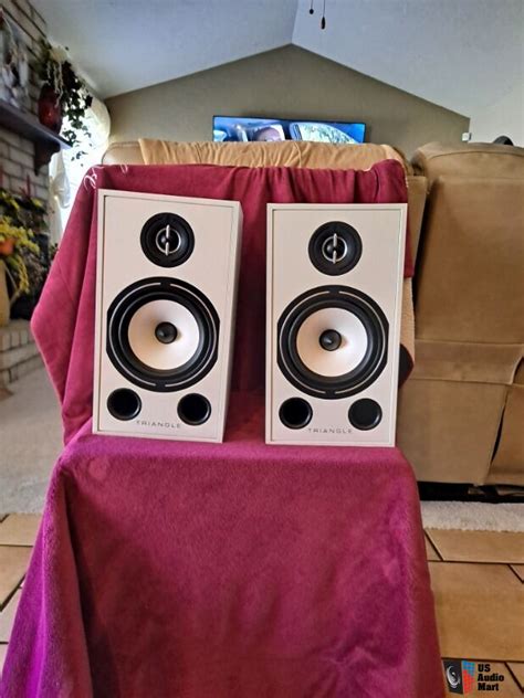 Triangle Bro 3 White Photo 3558803 Us Audio Mart
