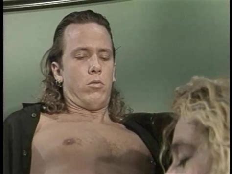 Model Wife Образцовая жена