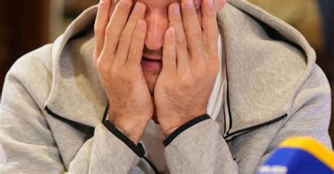 De Ce Plânge Bîrligea Golgeterul Fcsb Se Emoționează Când Vorbește Despre Mama Sa și Le Bate