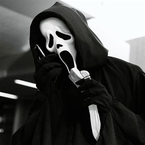 Scream Movie Mask