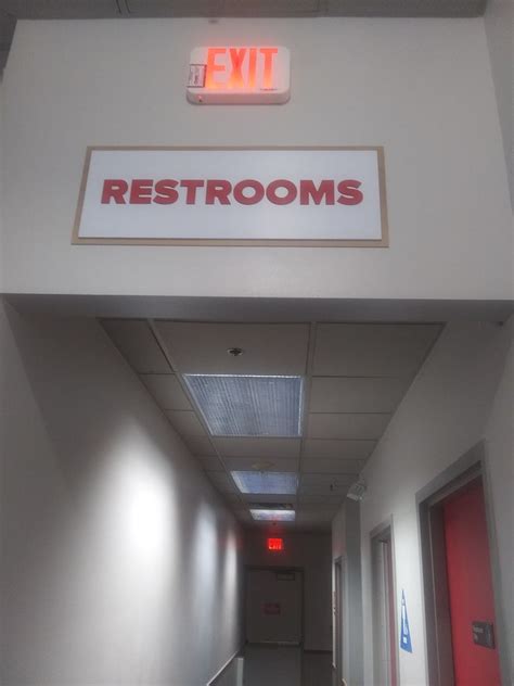 Restrooms Sign Chuck E Cheese In Frederick Md Zachary Freet Flickr