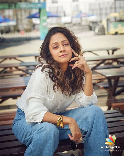 Jyothika Photos Tamil Actress Photos Images Gallery Stills And