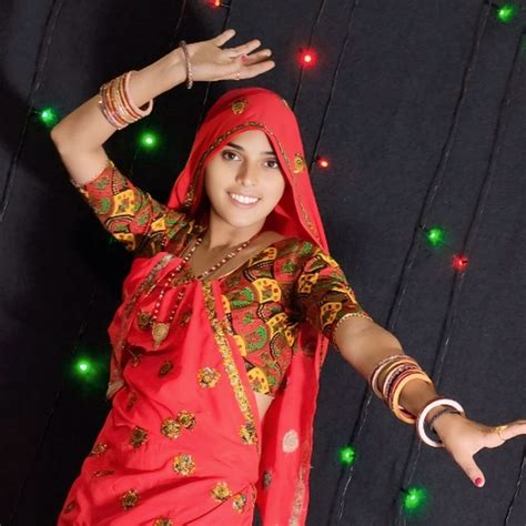 Sunita Meena Dance - YouTube