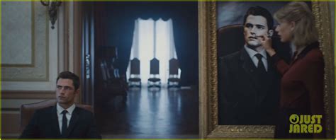Taylor Swift Goes Crazy Over Sean Opry In Blank Space Video Photo