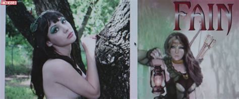naked hannah marks in slash
