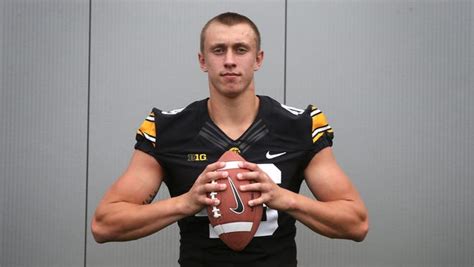 Iowa Football Photos Of George Kittle With Hawkeyes 49ers