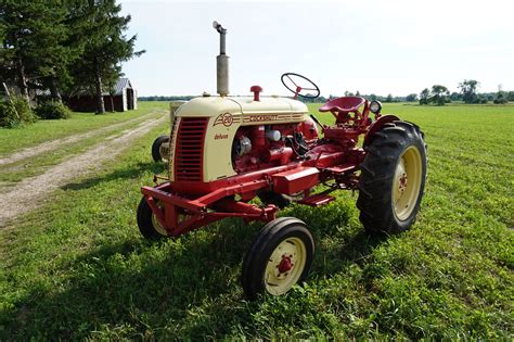 Cockshutt 20 Specs Engine Transmission Dimensions