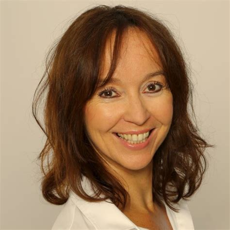 Suzanne Bubolz Derzeit Befinde Ich Mich In Einer Umorientierungsphase Wird Gerade Kreiert Xing