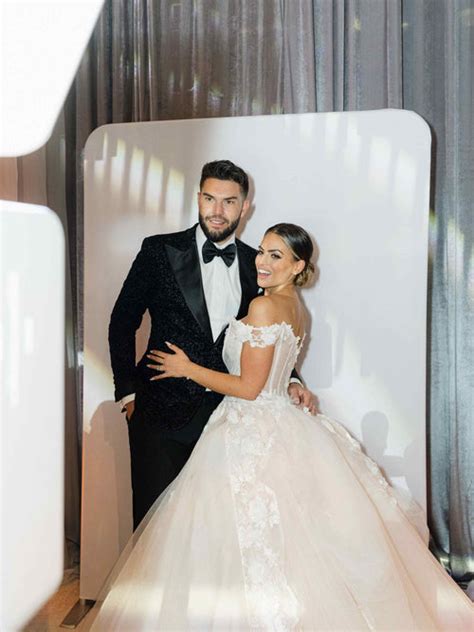 Boston Red Soxs Eric Hosmer And Tv Personality Kacie Mcdonnells New