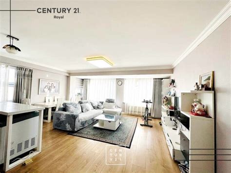 хан уул дүүрэг 19р хороололд 3 өрөө байр худалдана