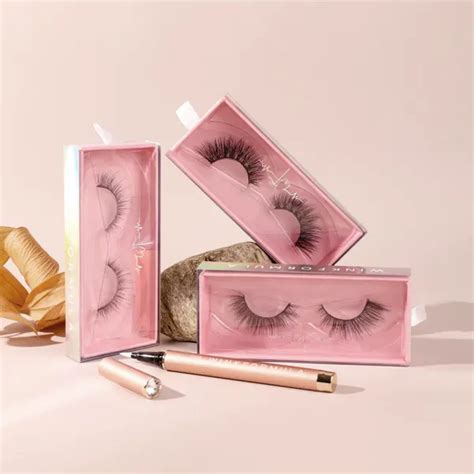 Custom Eyelash Boxes Wholesale