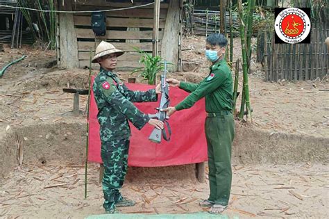 ခမရ ၅၅၇တပ်ရင်းမှ တပ်သား၁ဦး ပြည်သူ့ကာကွယ်ရေးတပ်ဖွဲ့ Facebook
