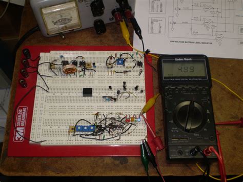 Low Voltage Battery Level Indicator Electroschematics Com