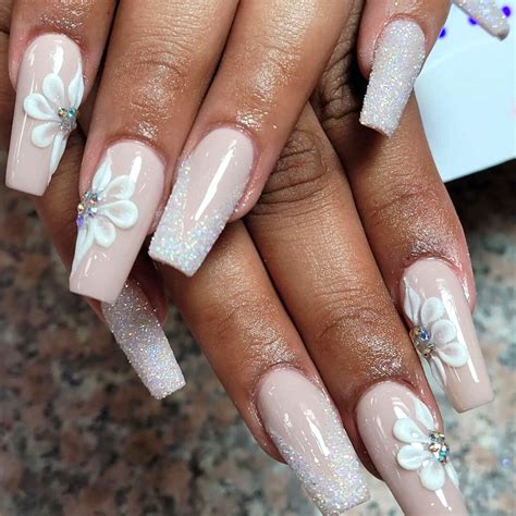 10 Floral Nail Art Designs To Try For Stunning Nails