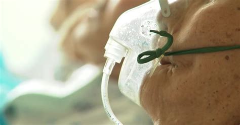 내년부터 무의미한 연명치료중단 조건 완화