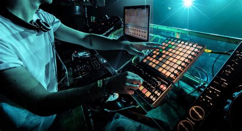 Novation Launch Control - a box of many uses – DJWORX