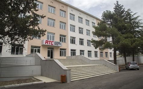 სარკინიგზო ტრანსპორტის კოლეჯი საგაზაფხულო მიღებას აცხადებს Batumelebi • რეკლამა სარკინიგზო