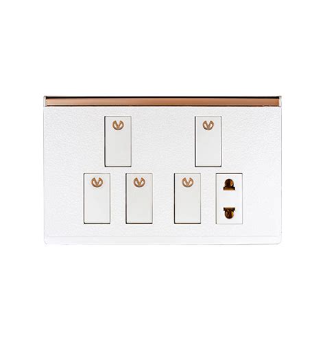 5 SWITCH 1 SOCKET Vivatiq Electrical