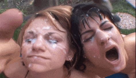 Massive Cumshots S