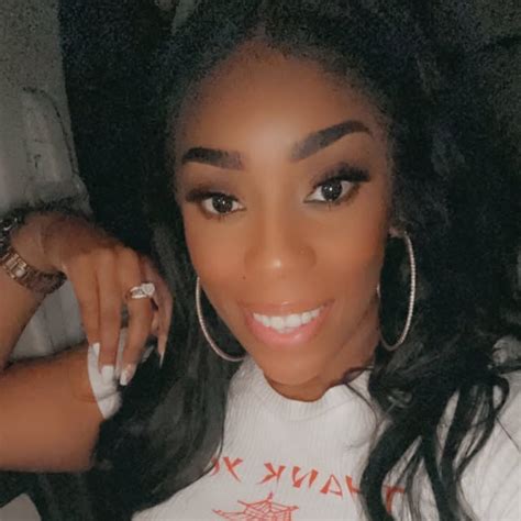 Tinker Bellz • Threads Say More