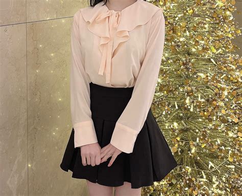 무배 프릴블라우스 국내제작 연말룩 데이트룩 오피스룩 여리여리 청순 러블리 에이블리