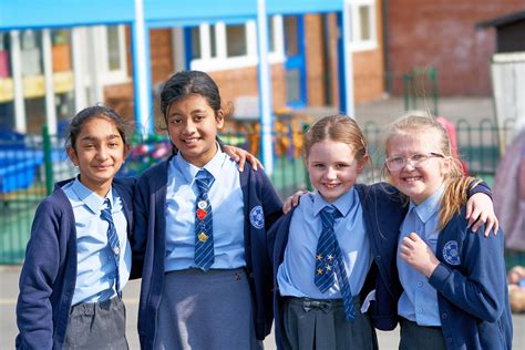 Remote Education East Crompton St James C E Primary School